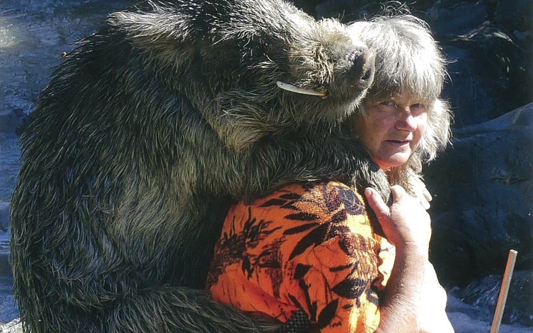 Pig hunting escapades of a woman in pink | RNZ