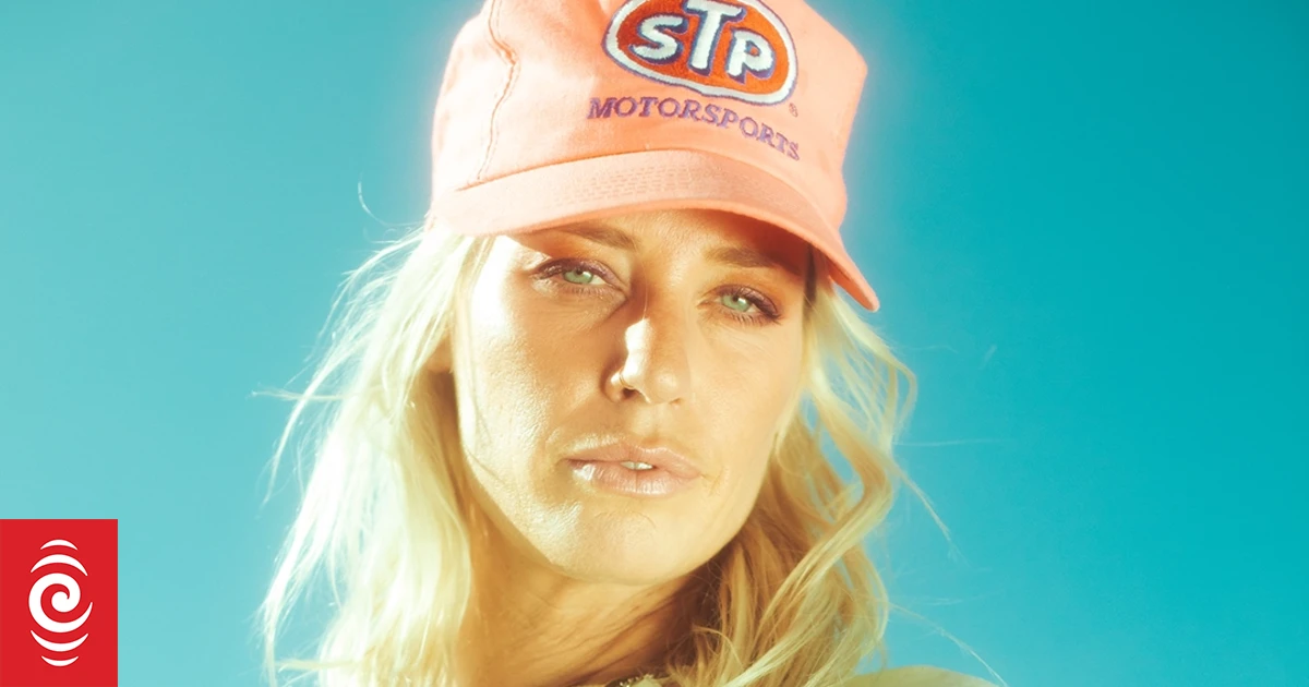 Gin Wigmore on sharing a stage with Tom Jones in Napier | RNZ