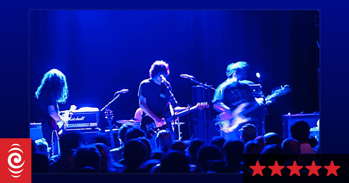 MJ Lenderman mesmerises Wellington's Meow Nui | Review by Andrew ...