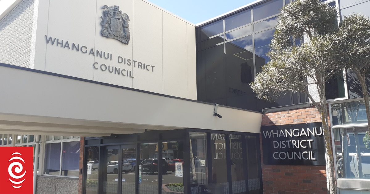 Whanganui council faces criticism after $62k logo spend | RNZ News
