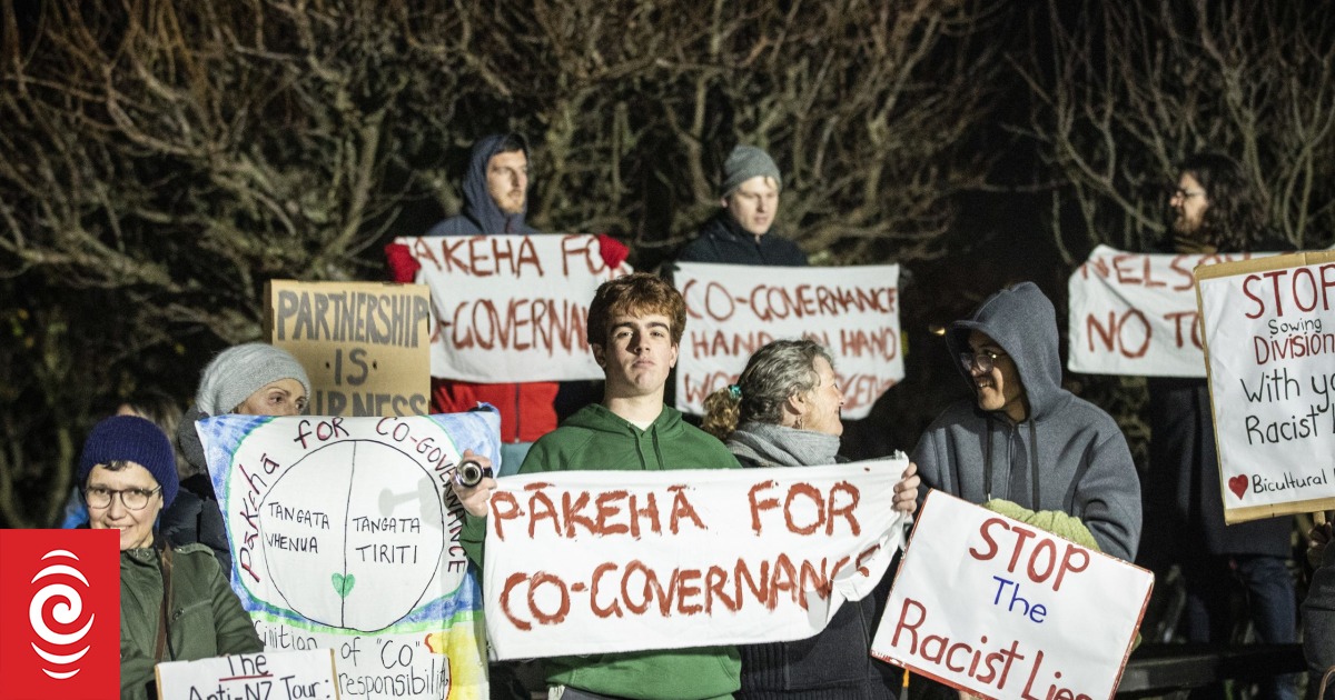 Māori refused entry to Stop Co-Governance meeting | RNZ News