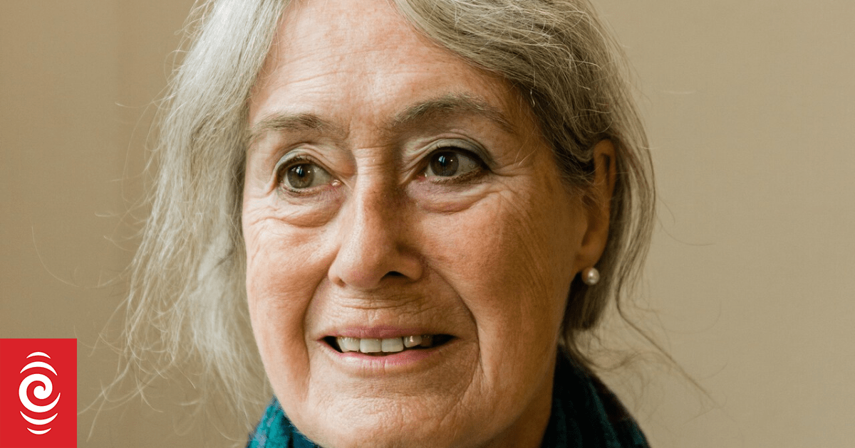 Feature interview: the art of writing an obituary | RNZ