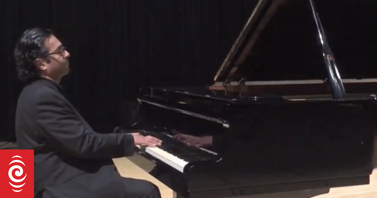 Ben Fernandez - The Music Never Stopped | RNZ