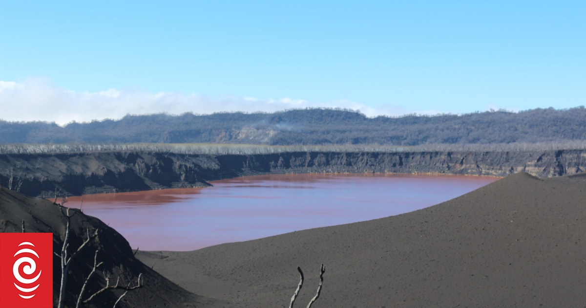 ADB gives $US500k to Vanuatu for Ambae volcanic relief | RNZ News