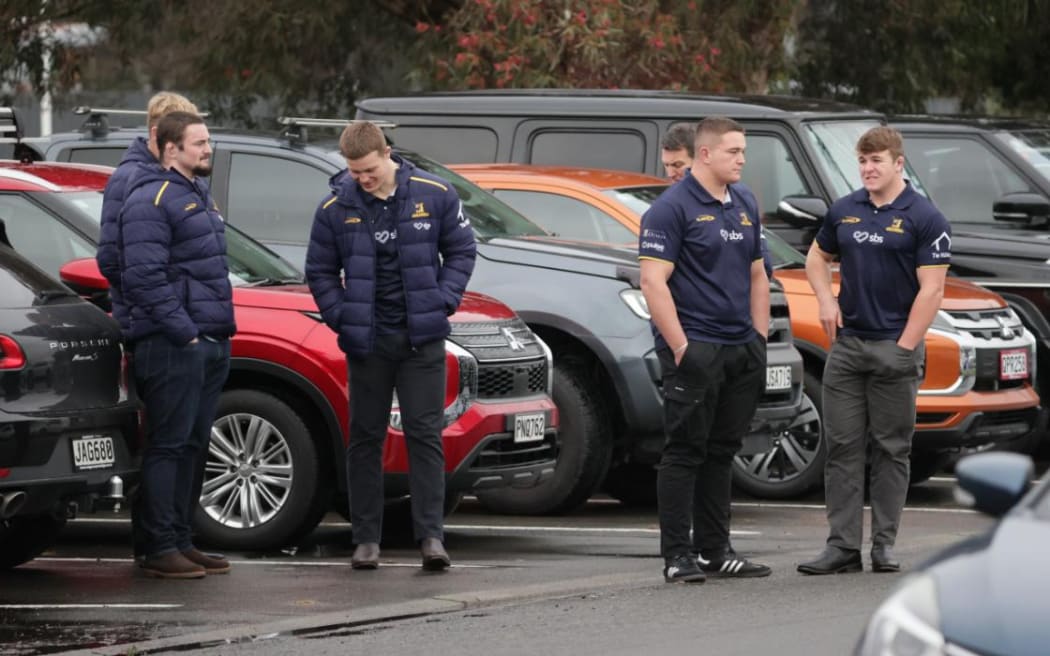 Family, Highlanders arrive to farewell Connor Garden-Bachop | RNZ News