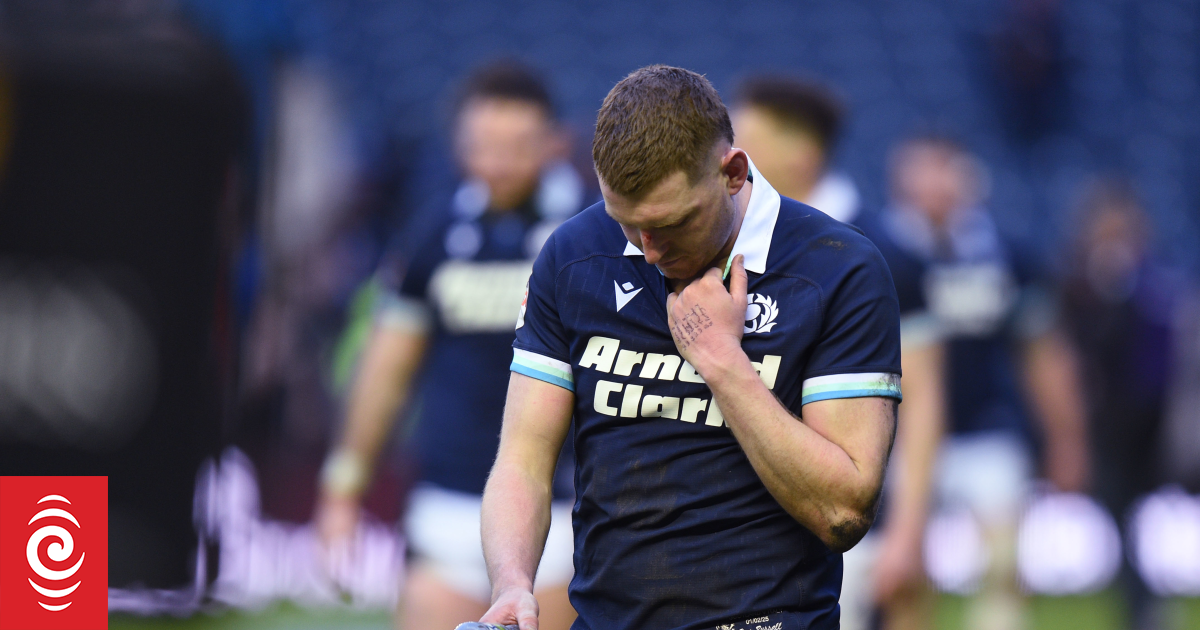 Rugby: Russell miss allows England to escape with 16-15 win over ...