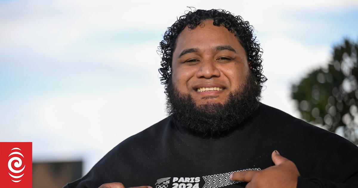 Weightlifter David Liti to attend second Olympic Games | RNZ News