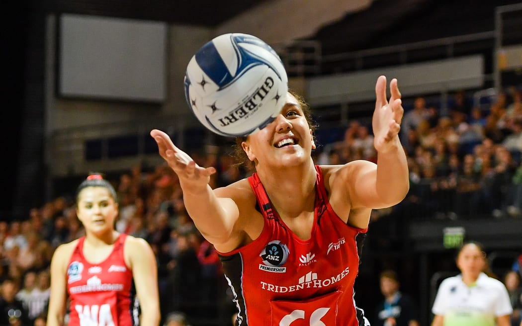Netball: Pulse beat Tactix to secure grand final hosting rights | RNZ News