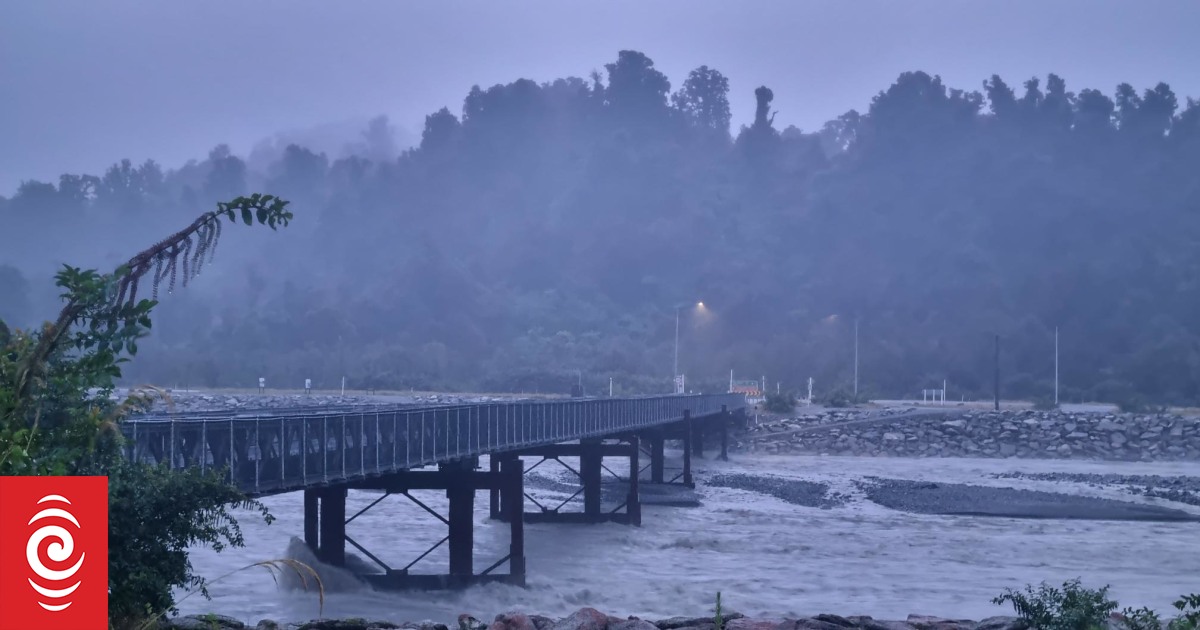 West Coast preparing with next deluge of heavy rain expected to hit on ...