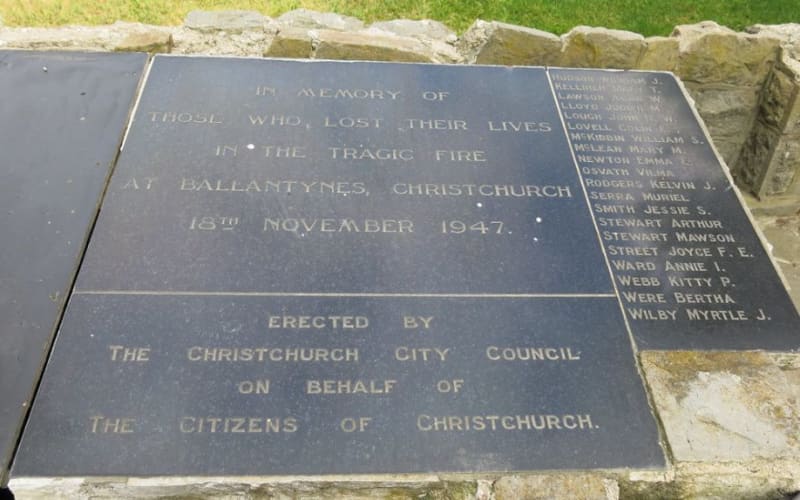 Appeal after theft of plaques honouring Ballantynes' fire victims | RNZ