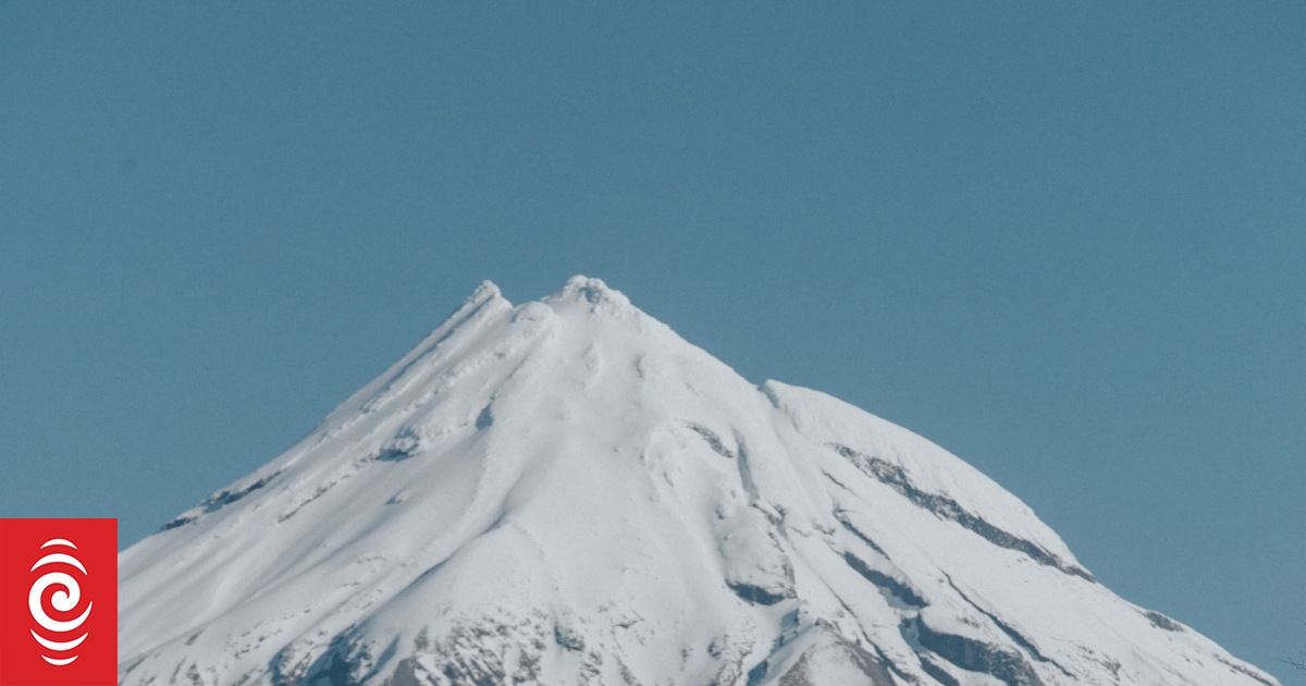 Is a road in Taranaki the best in Aotearoa? | RNZ