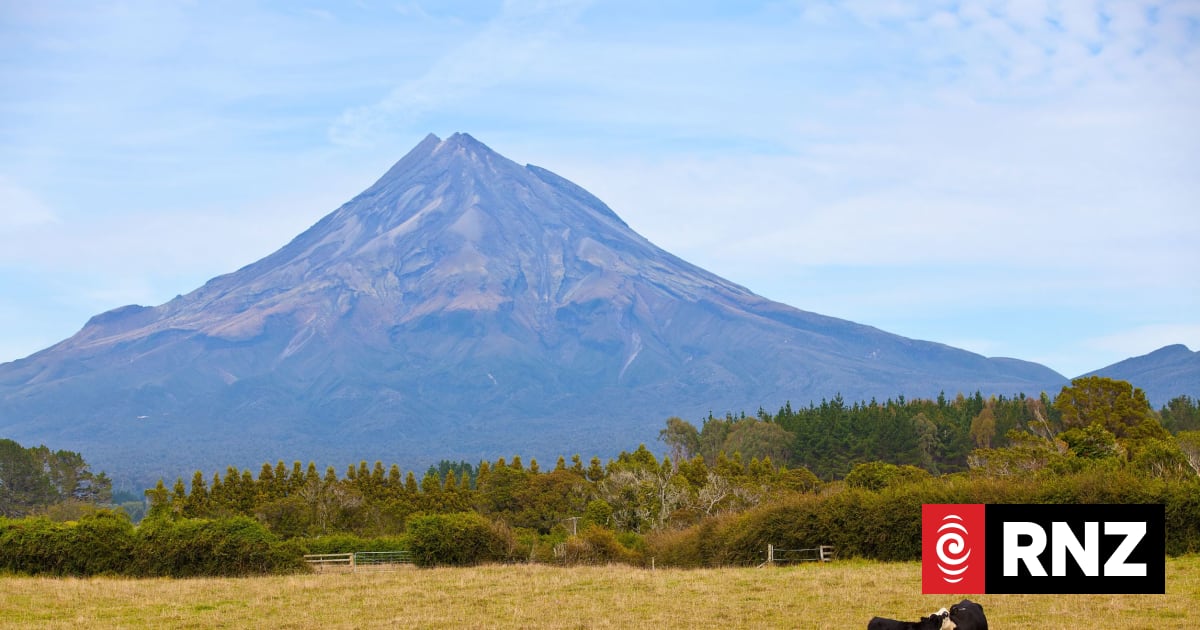 58 Taranaki farms in breach of their consents | RNZ