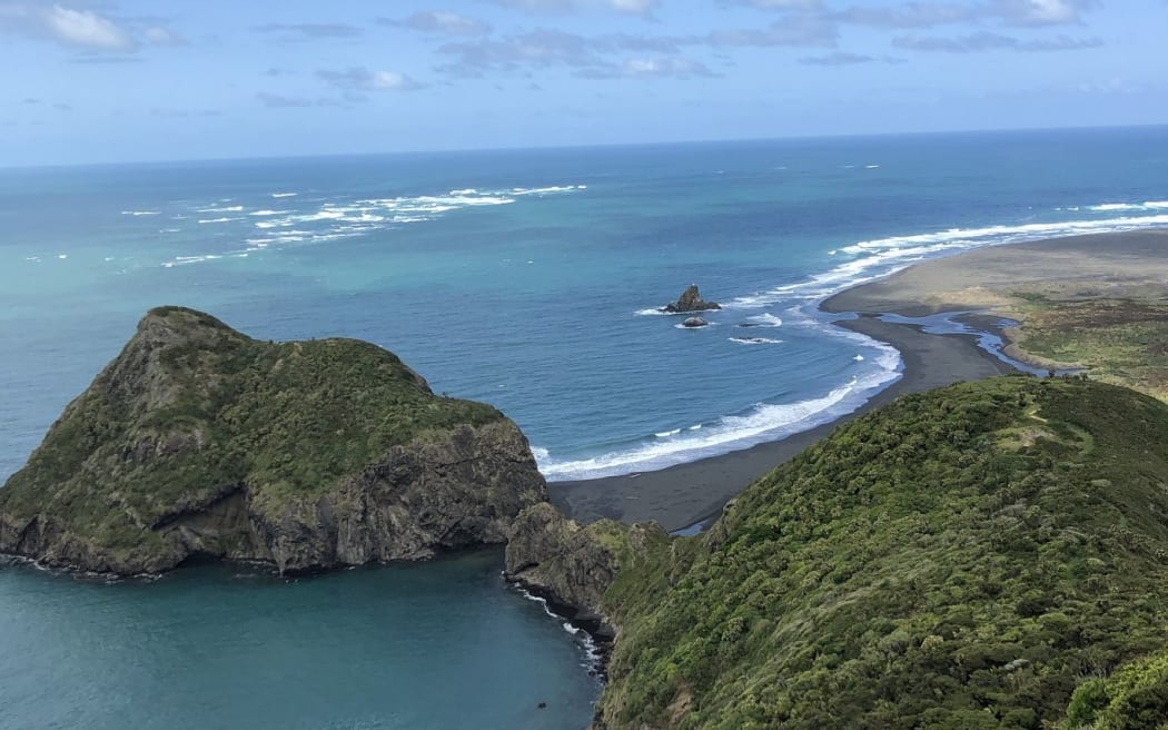 The latest maps of the world's eighth continent | RNZ News
