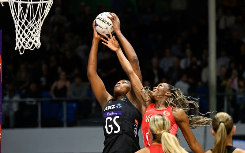 Silver Ferns end chaotic season with win over England | RNZ