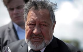 Neil Finn, Pita Sharples receive NZ's highest arts honour | RNZ News