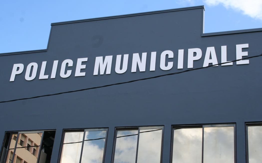 Call for more police units in New Caledonia | RNZ News