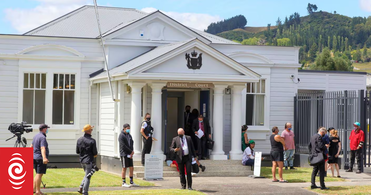 Roger Samson’s ‘excessively corroded’ trailer broke apart and hit car, killing young mum | RNZ News