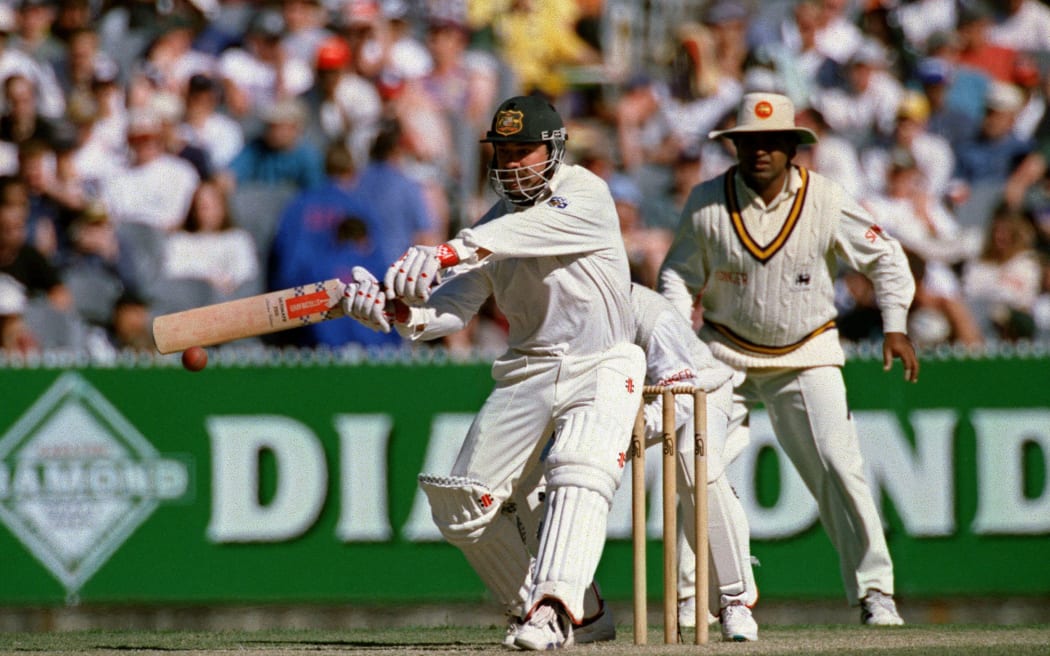 Cricket: Howzat? David Boon wins Boony's test shirt | RNZ News