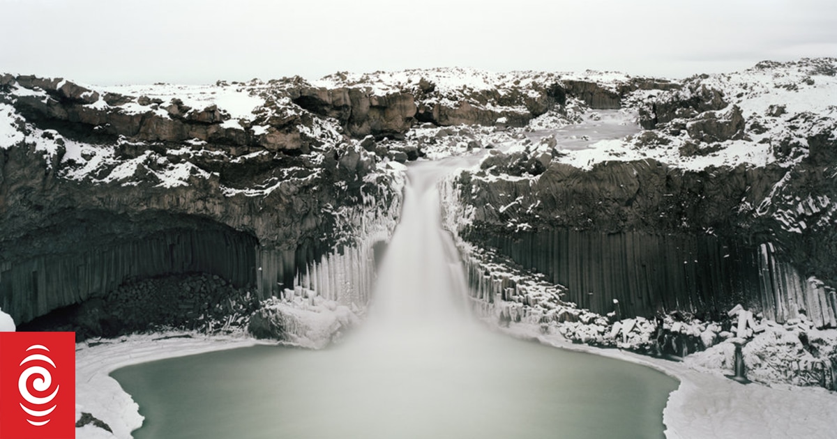 Michael Hall: Photographing climate change | RNZ