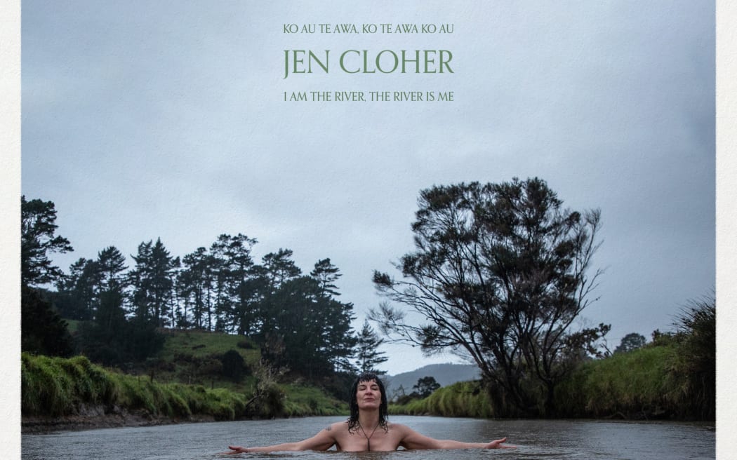 Jen Cloher: Authenticity and embracing her origins | RNZ