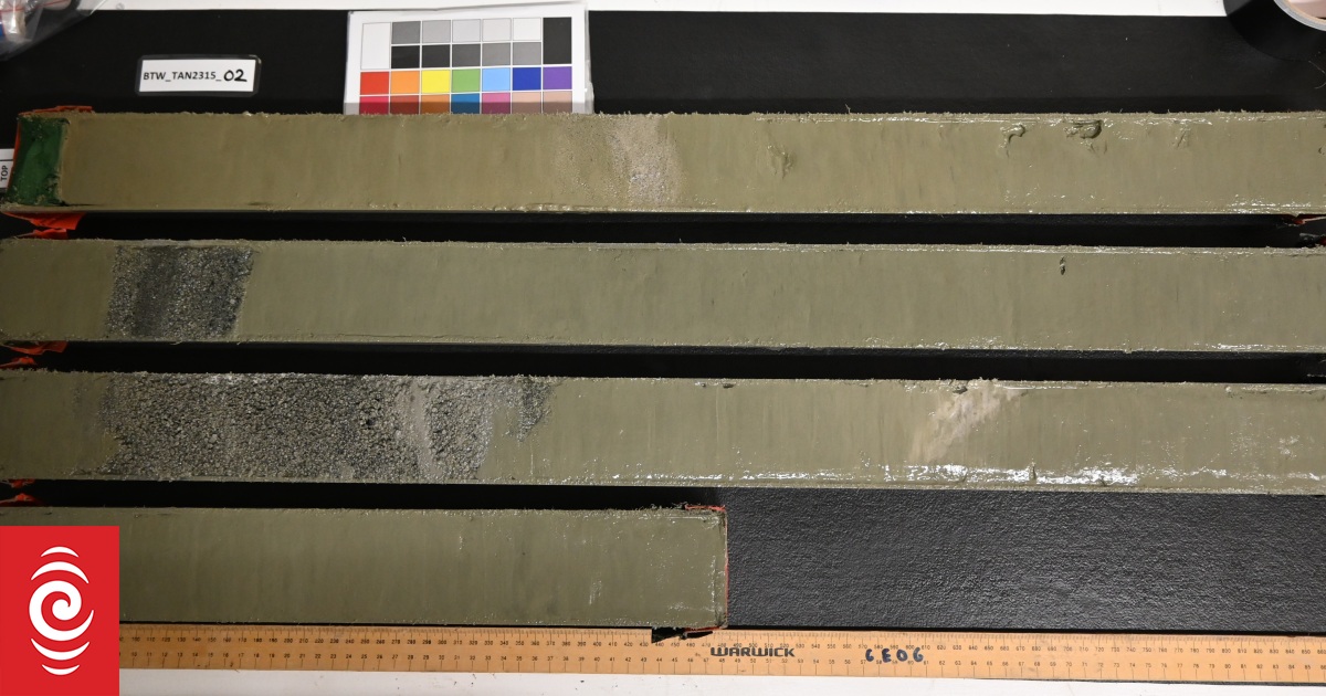 Our Changing World - Seabed mud and past eruptions | RNZ