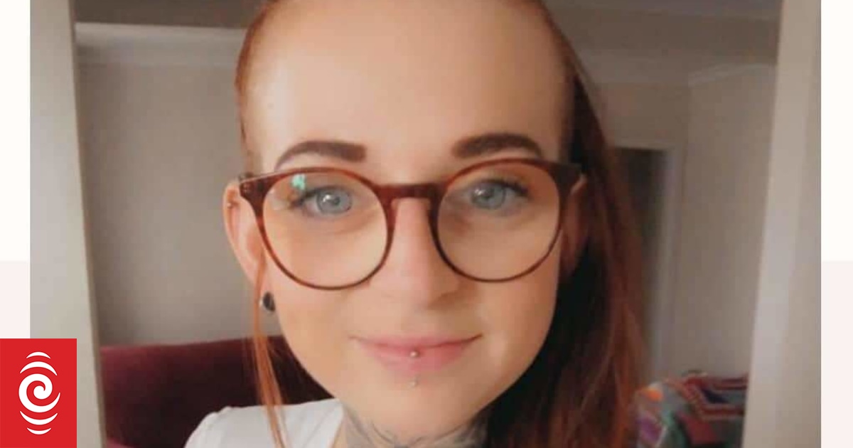 Emma Field murder trial: She was left alive 'to burn to death', jury ...