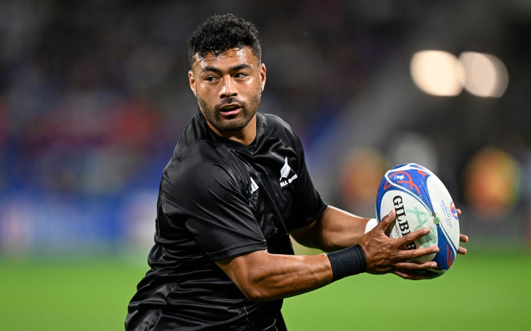 Mo'unga doesn't care if the All Blacks aren't favourites | RNZ News