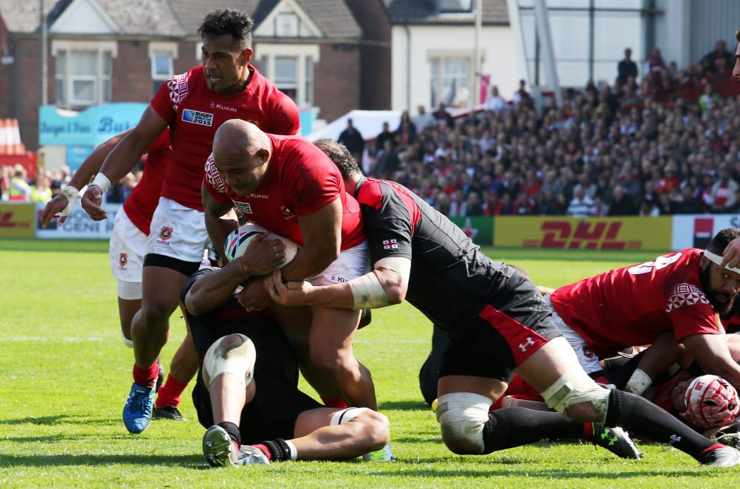 Tongan rugby hero back in 'the bay' | RNZ News