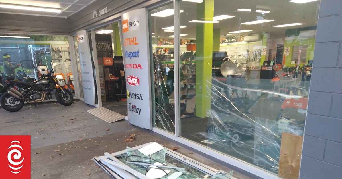 400% increase in ram raids, few prosecutions - police data | RNZ News