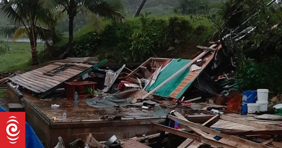 Pictures of devastation emerge from cyclone-ravaged Vanuatu and Fiji ...