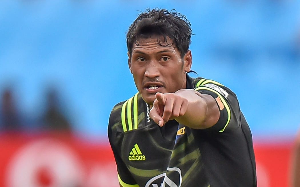 Sport: Sam Lousi signs with Scarlets to open Tonga door | RNZ News