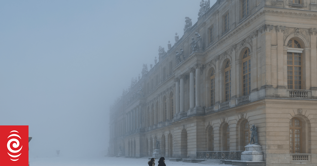 Six dead in weather accidents as cold snap grips Europe | RNZ News