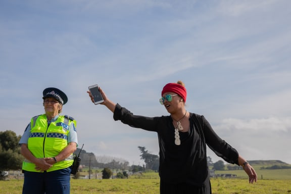 Battle for Ihumātao: Balance shifts as 300 protesters outnumber 100 ...