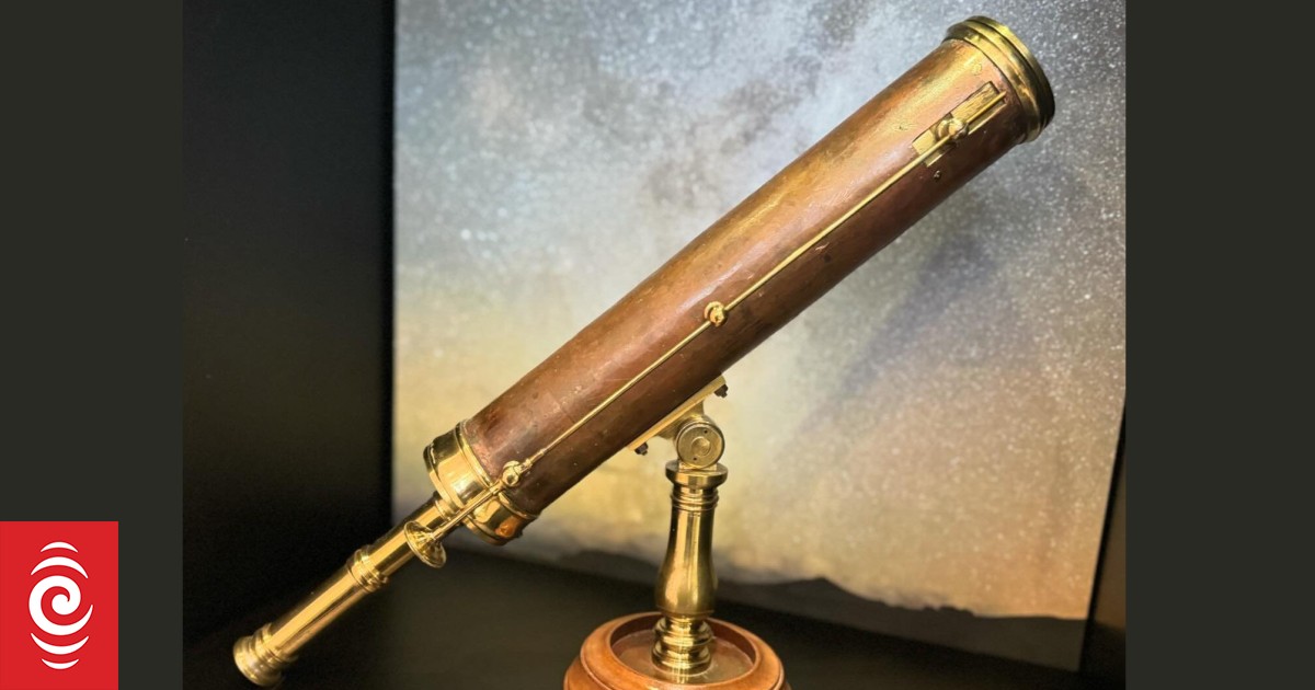 How the oldest telescope in New Zealand was discovered | RNZ News