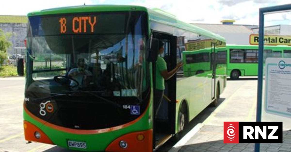 Hamilton bus drivers to strike over pay | RNZ
