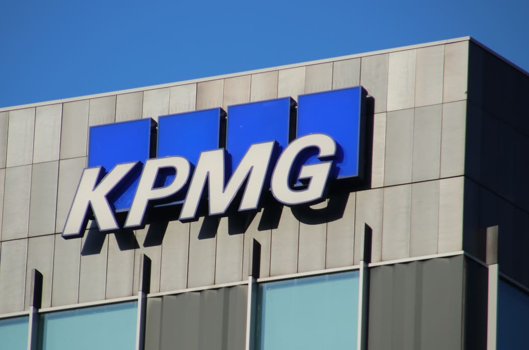 Solid bank profits for first quarter of year - KPMG survey | RNZ News
