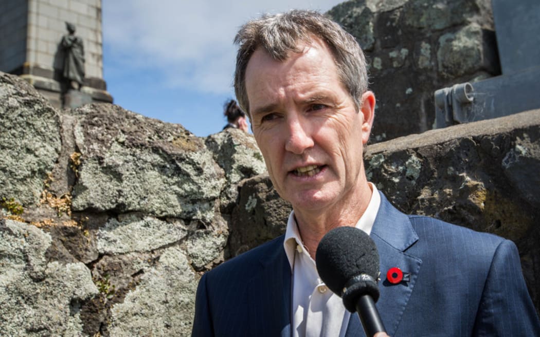 Auckland Council apologises for premature lifting of Piha cordons | RNZ ...