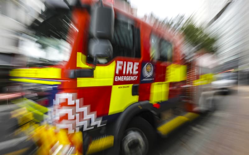 Porirua vegetation fire shuts part of Belmont Regional Park | RNZ