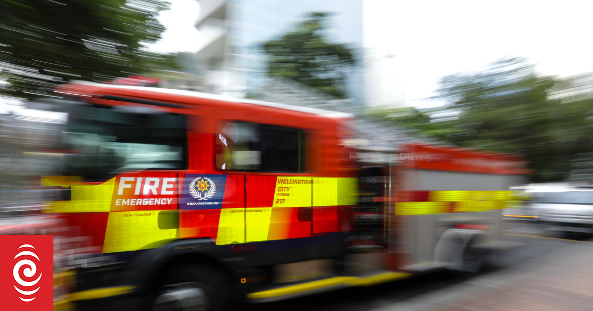 Crews called to 'well involved' house fire in Tinopai | RNZ News