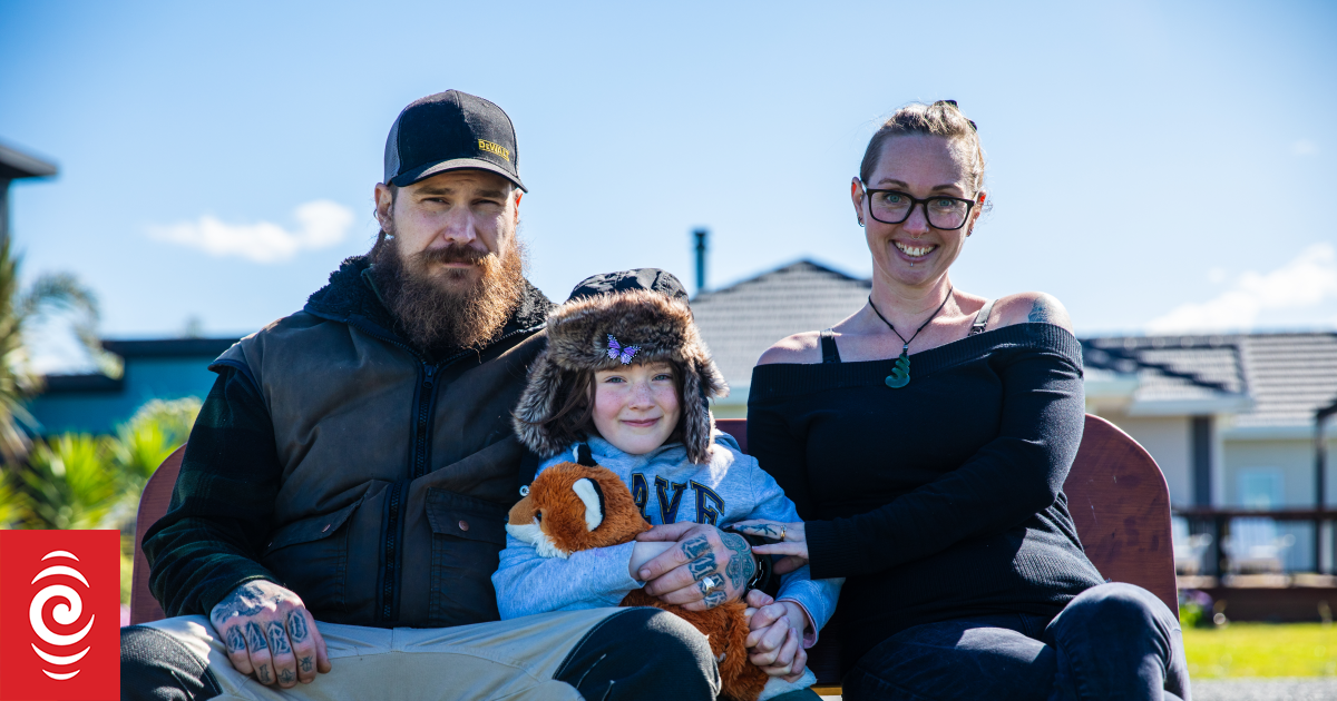 Emotional homecoming for Collins family after Cyclone Gabrielle tragedy ...