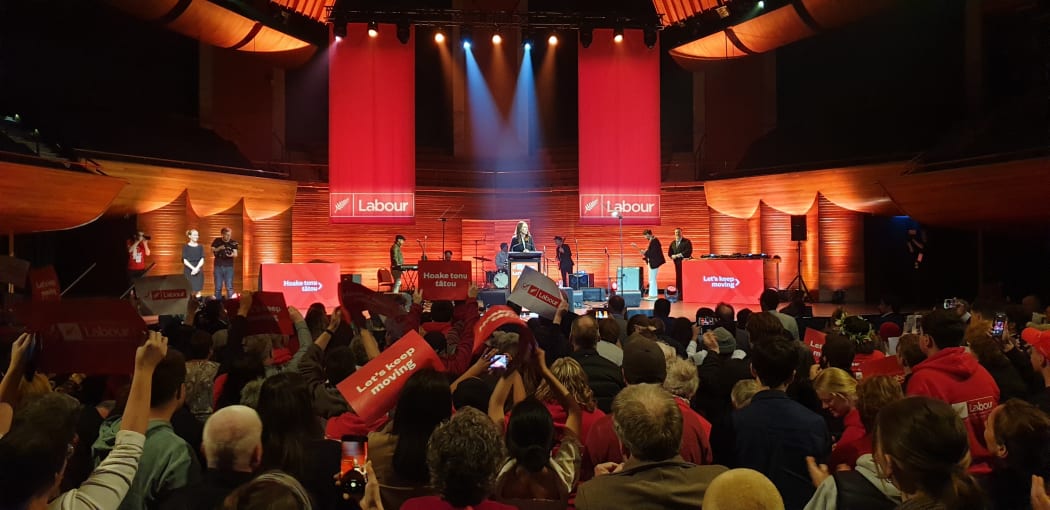 Jacinda Ardern paints ambitious vision of future at Labour election ...