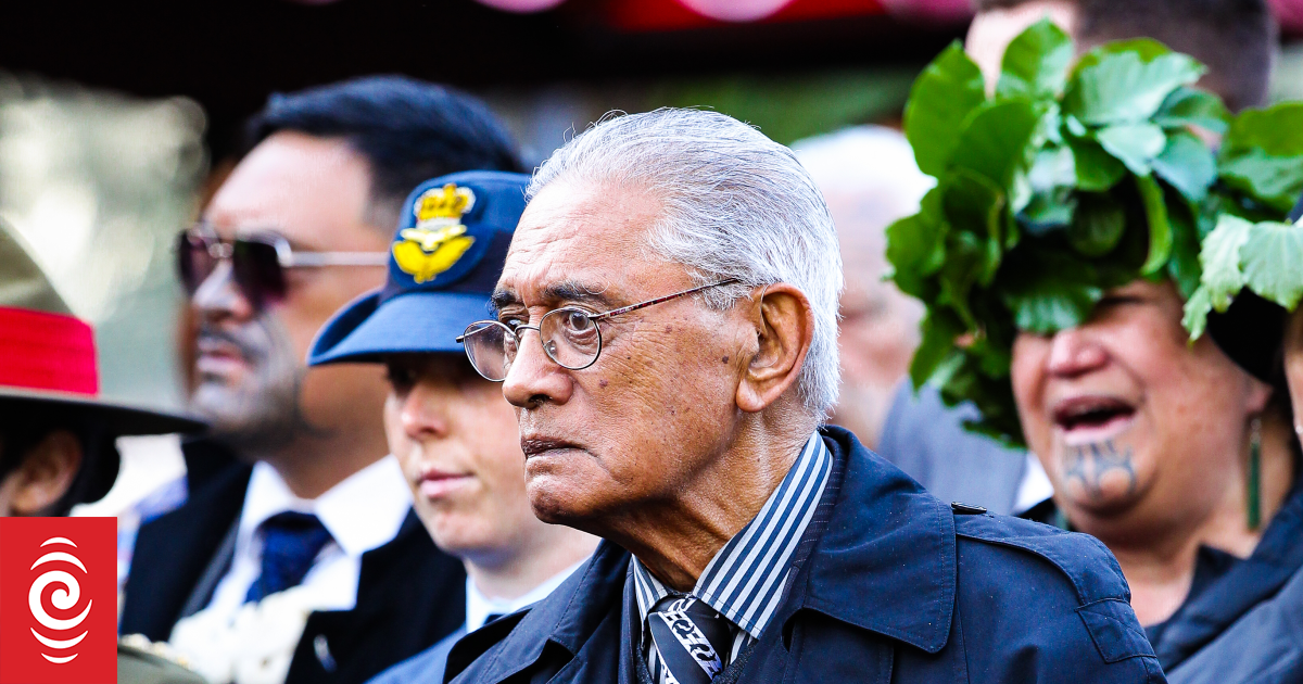 'Quietly spoken leader with immense mana' - tributes flow for Sir Tumu ...