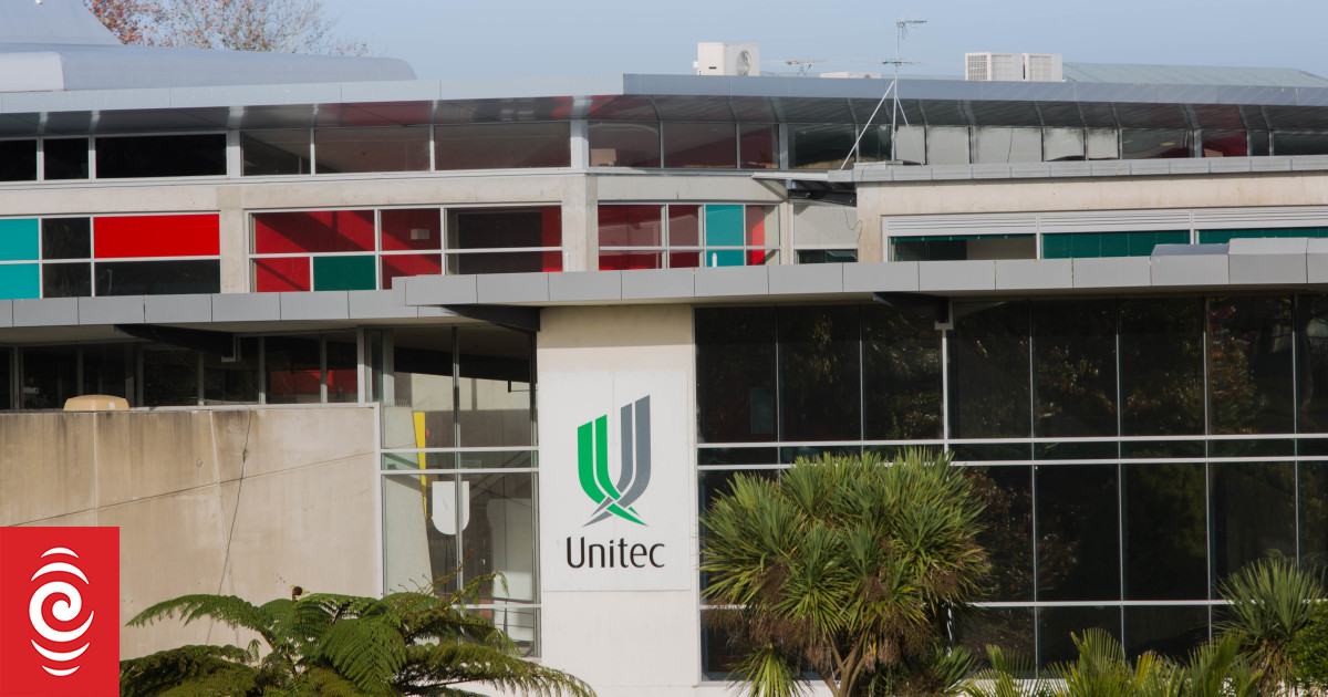 Staff morale at Unitec plummets - survey | RNZ News