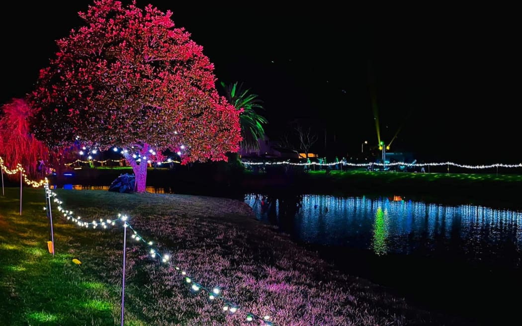 Light trail is biggest Bay of Plenty Matariki event | RNZ News