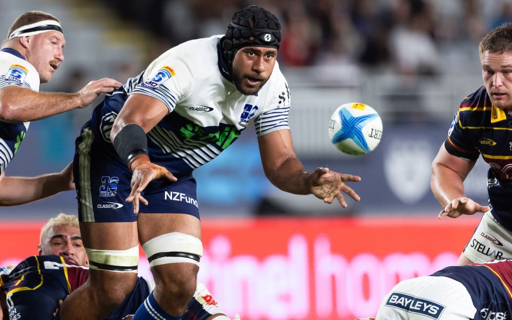 Super Rugby Pacific: Blues survive late Highlanders scare for win | RNZ ...