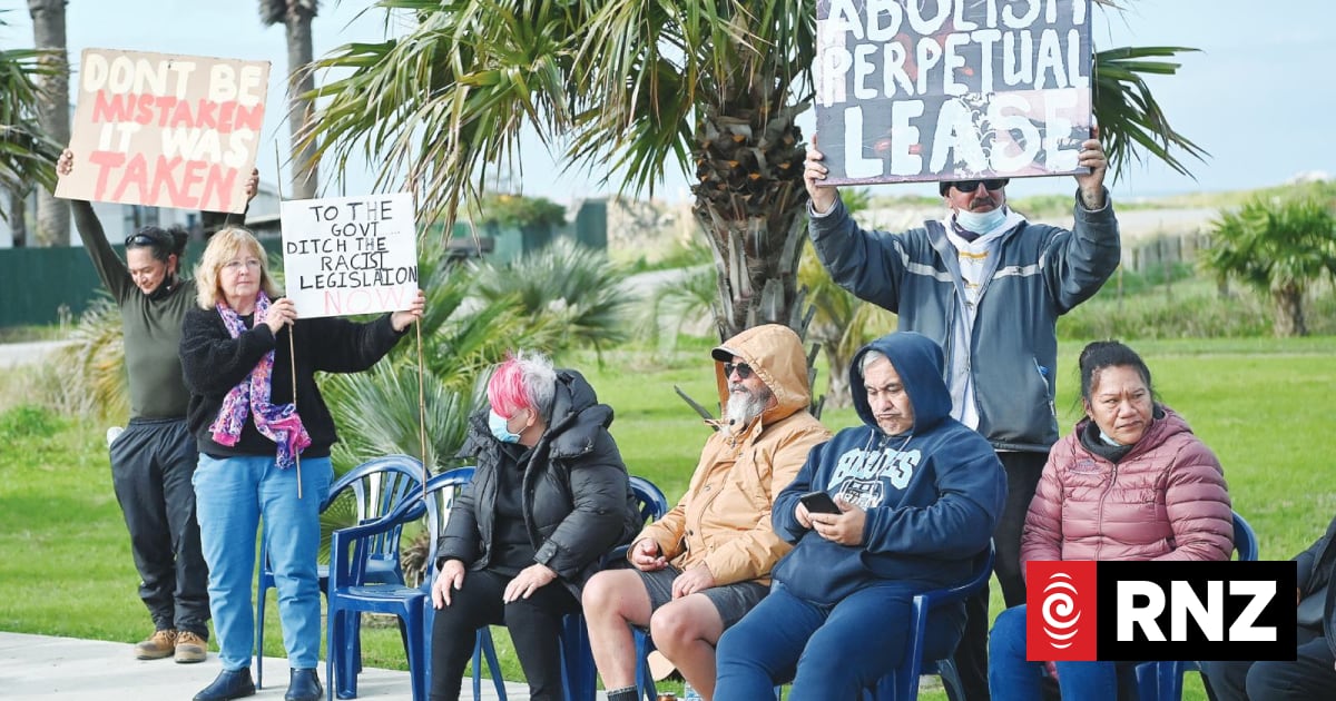 Perpetual leases battle continues but minister 'unable to support ...