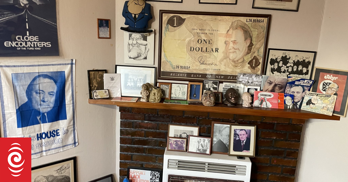 Is this the world's largest collection of Robert Muldoon memorabilia? | RNZ