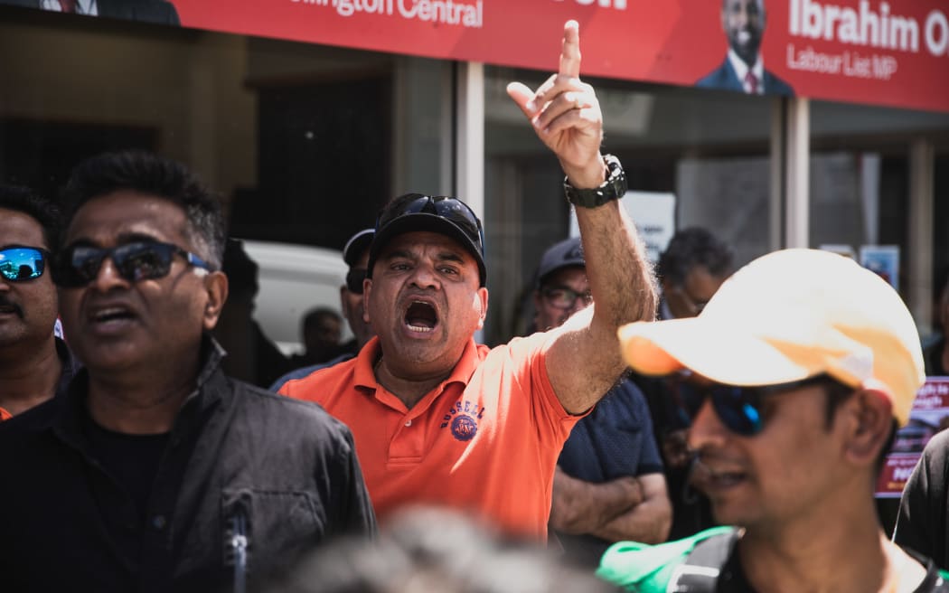 Hundreds of dairy owners across country close shops to protest in wake ...