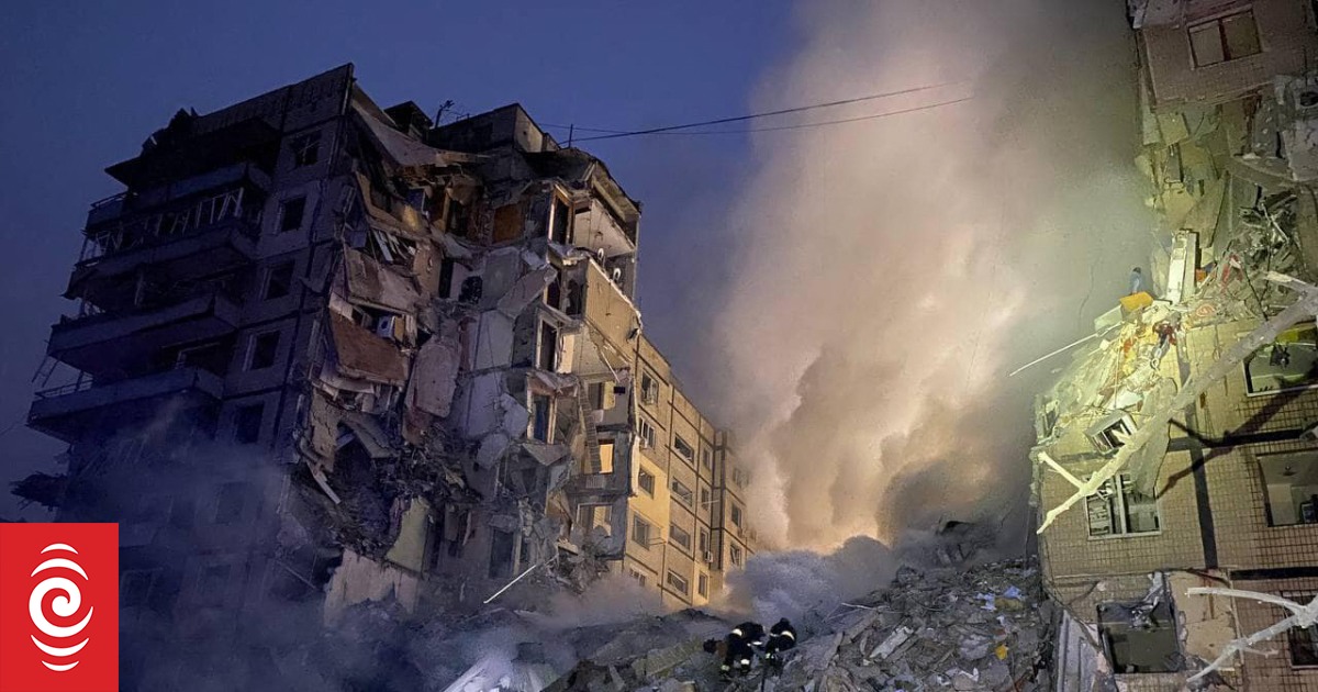 Explosions in Kyiv as Ukraine's power grid hit by Russian missiles ...