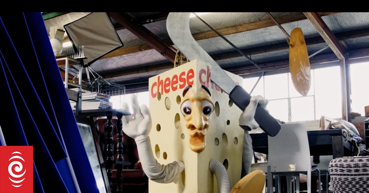Calls to save Big Fresh animatronic food characters | RNZ
